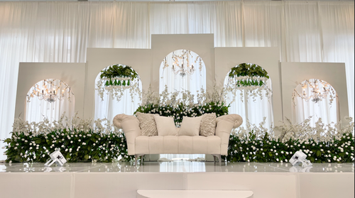 Wood Arches Backdrop - 3 sizes available - Rental | Loza Events