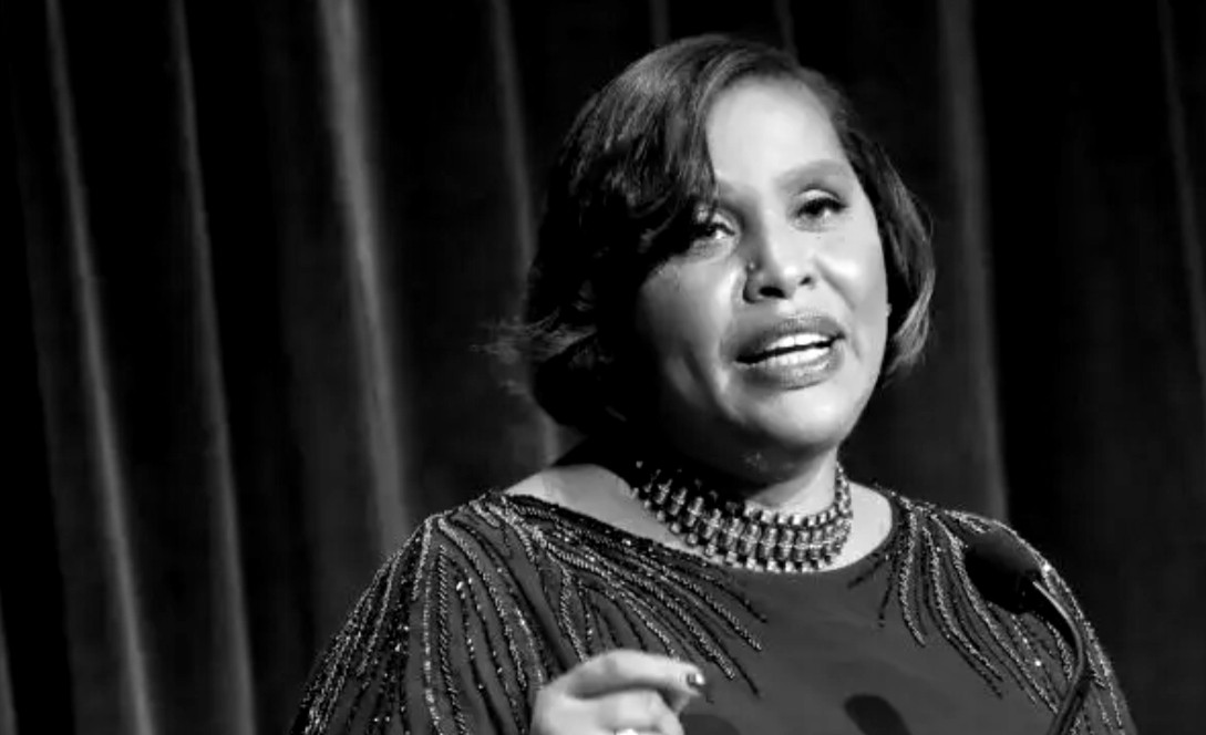 Joi Gordon | Gordon | Hewes