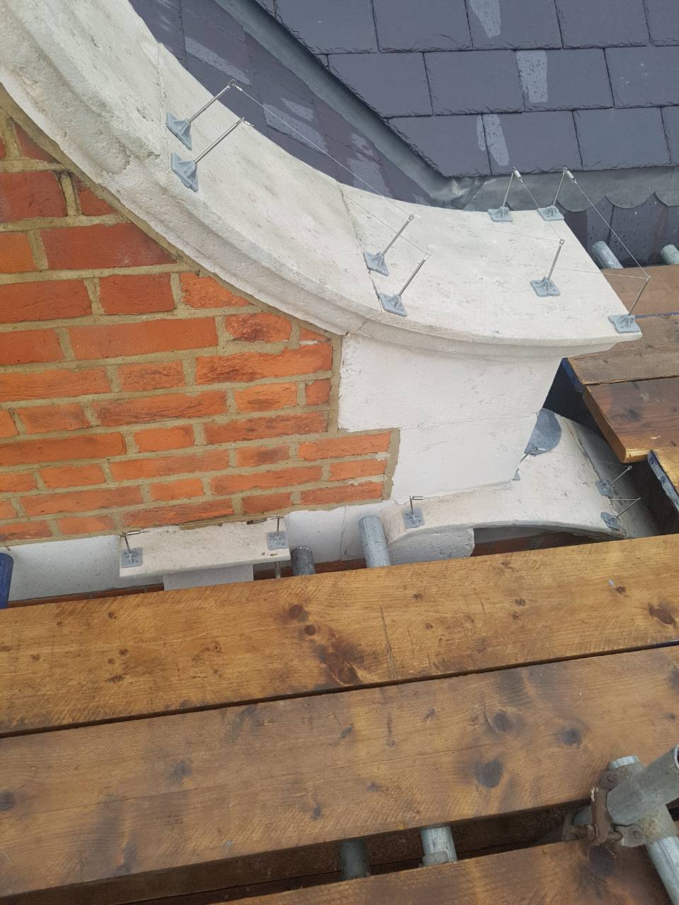 Anti Perch Wires | South East Bird Control