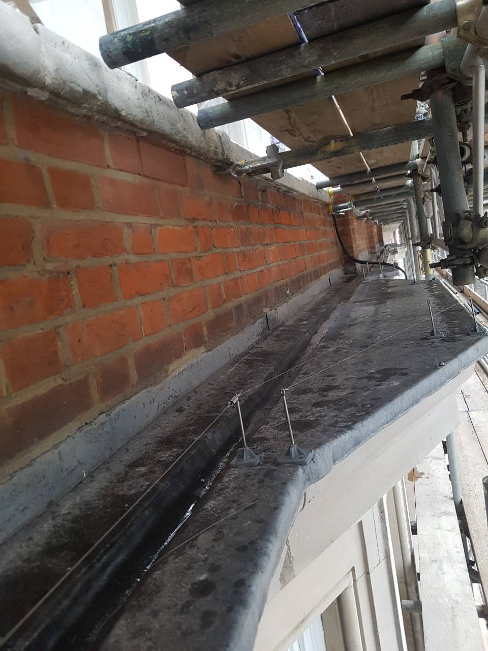 Anti Perch Wires | South East Bird Control