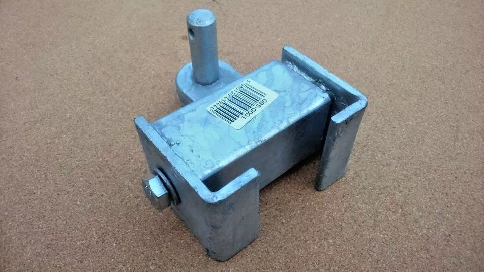Single RSJ gate hanger. | Gate Fittings Direct
