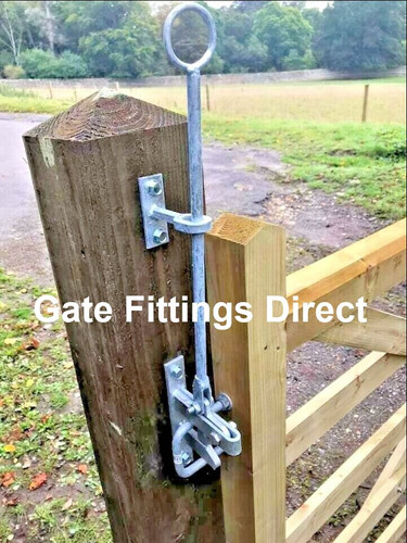 Equine lift latch with double leg striker | Gate Fittings Direct