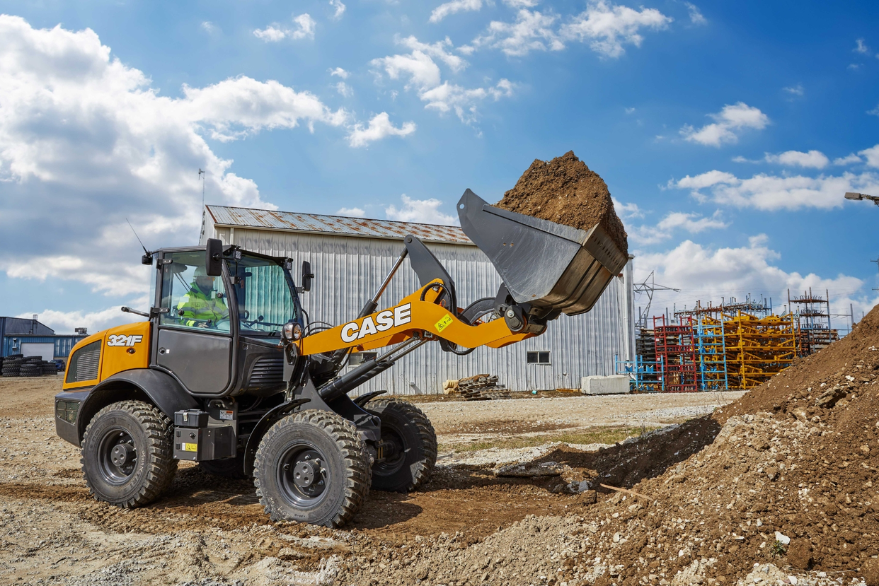 Case 321F Compact Wheel Loader | MAKDiesel