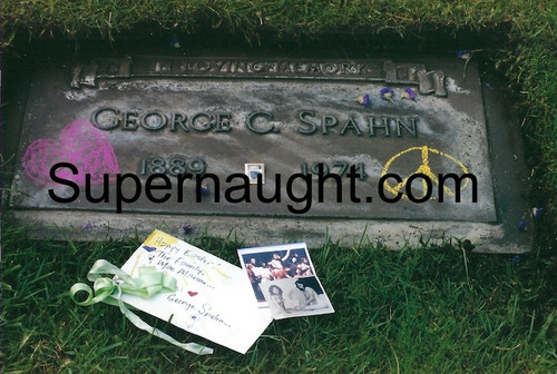 George Spahn Grave Photo | Supernaught