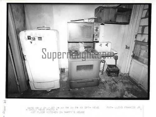 Harrison Graham Kitchen Crime Scene Press Photo