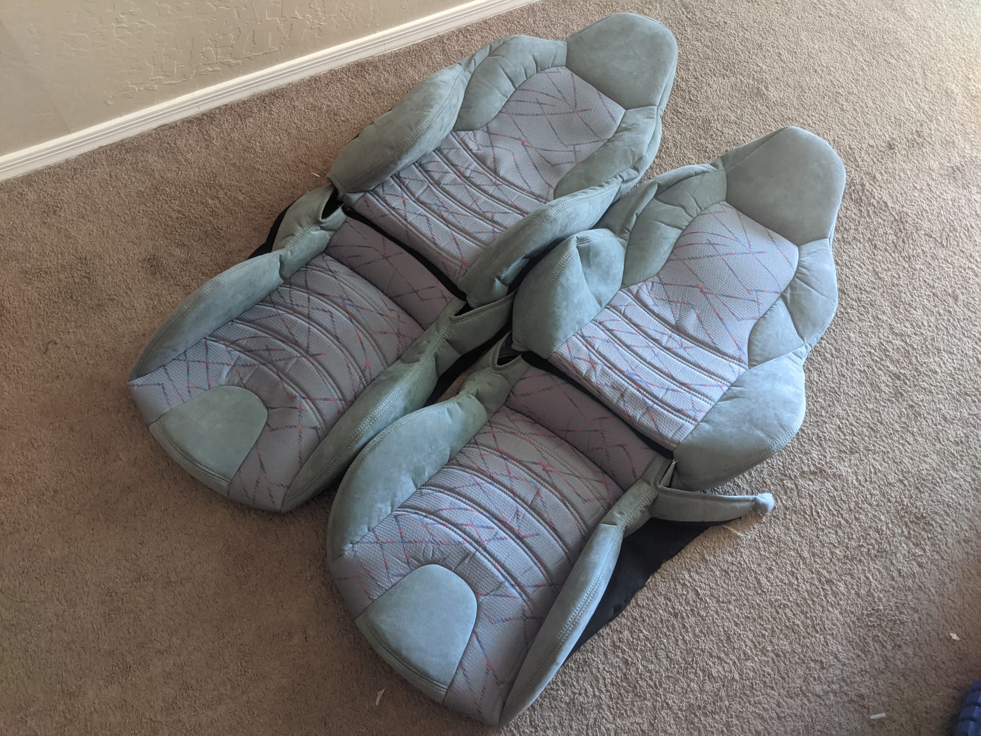 BMW Z3M Seat Covers - M Cross Gray, Gray Alcantara bolsters