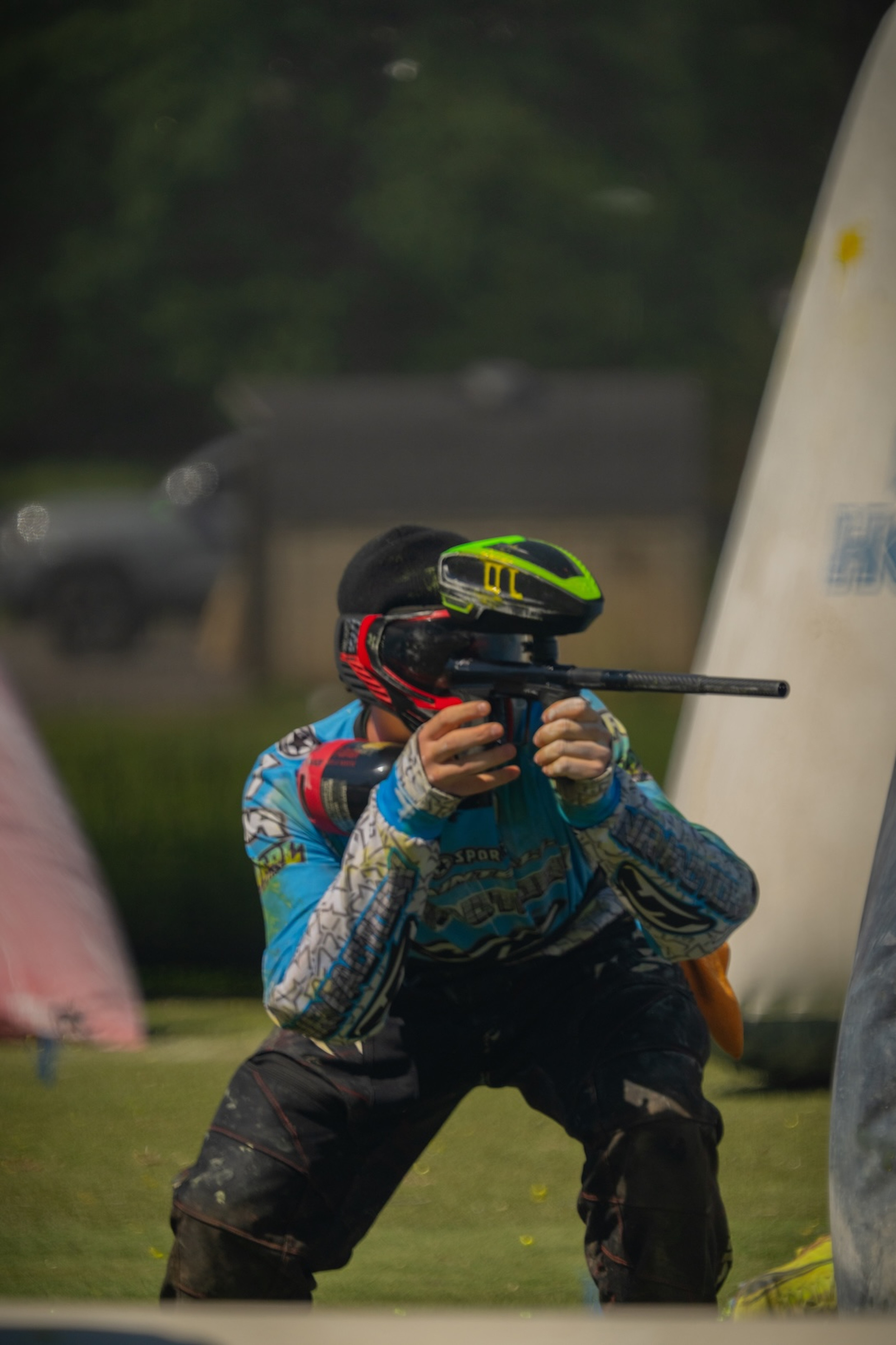 Speedball vs Woodsball Paintball Styles Compared