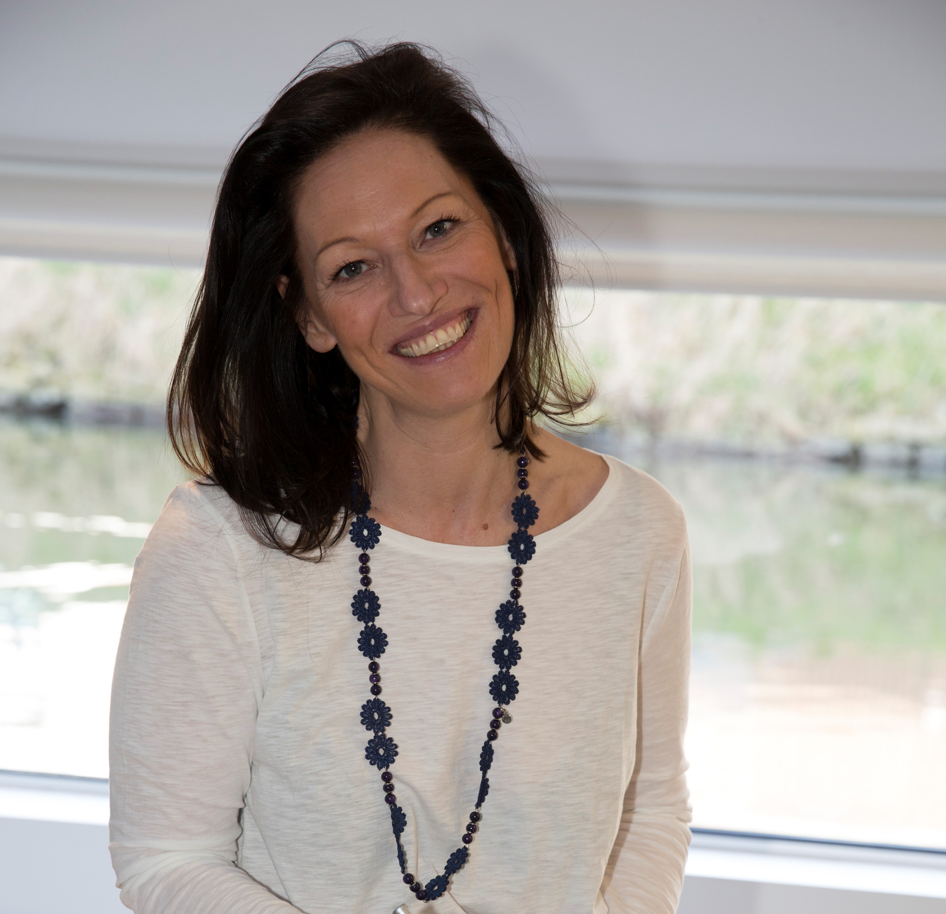 Book Keynote Speaker Lesley Arens