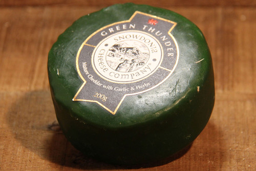 Snowdonia Cheese Co. Green Thunder Cheddar 200g | Stockbrook Farm Shop