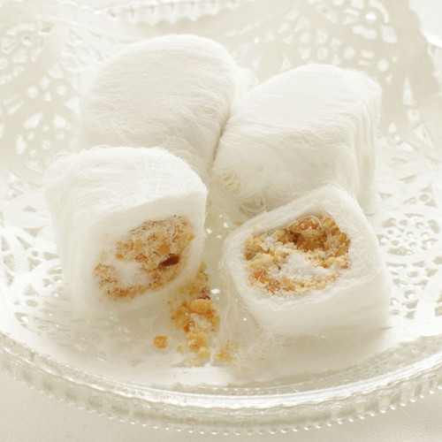 Create a Sweet Extravaganza with Dragon Beard Candy Station