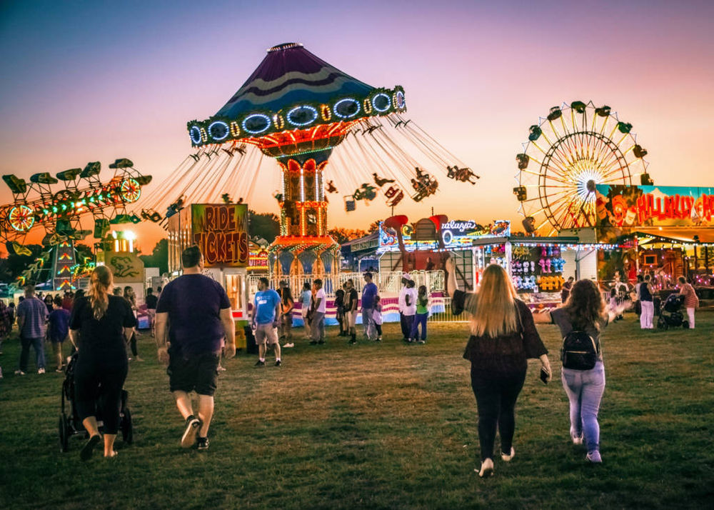 Why You Need A Reliable Carnival Rental Service - Eventguru