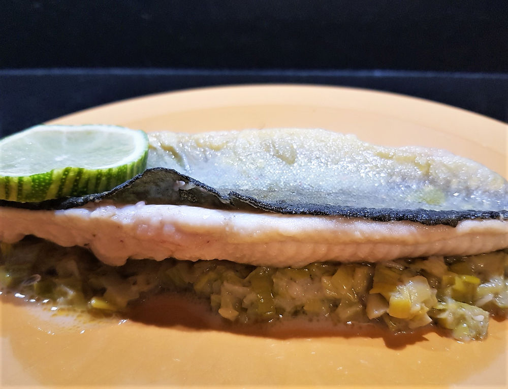 Omble chevalier sur fondue de poireaux