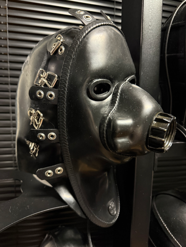 Rubber Hood inflatable with detachable Face Shield | rubngum