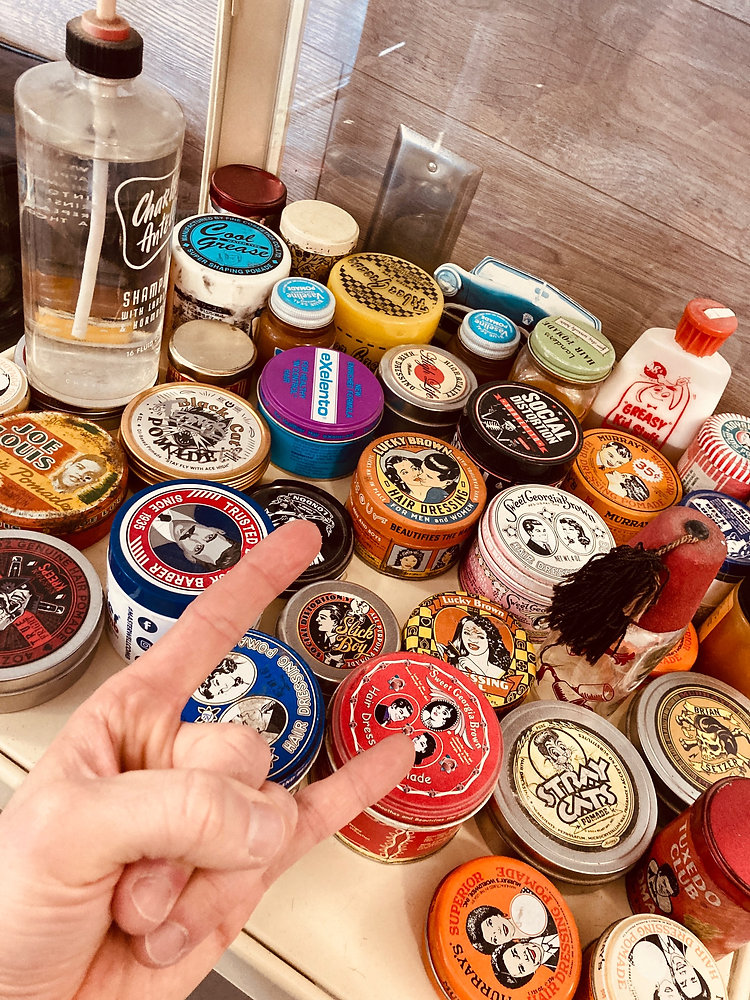 How to Choose the Right Pomade: A Guide for Men