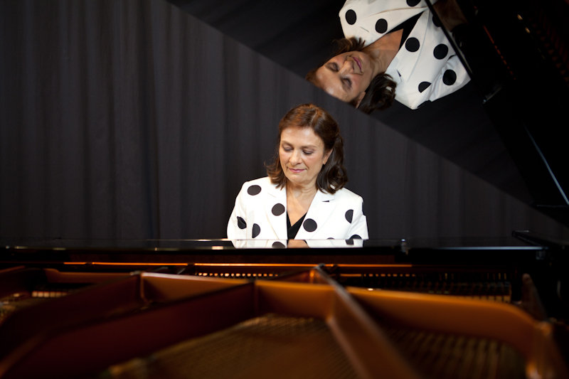 Lydia Gleim erhält Auszeichnungen