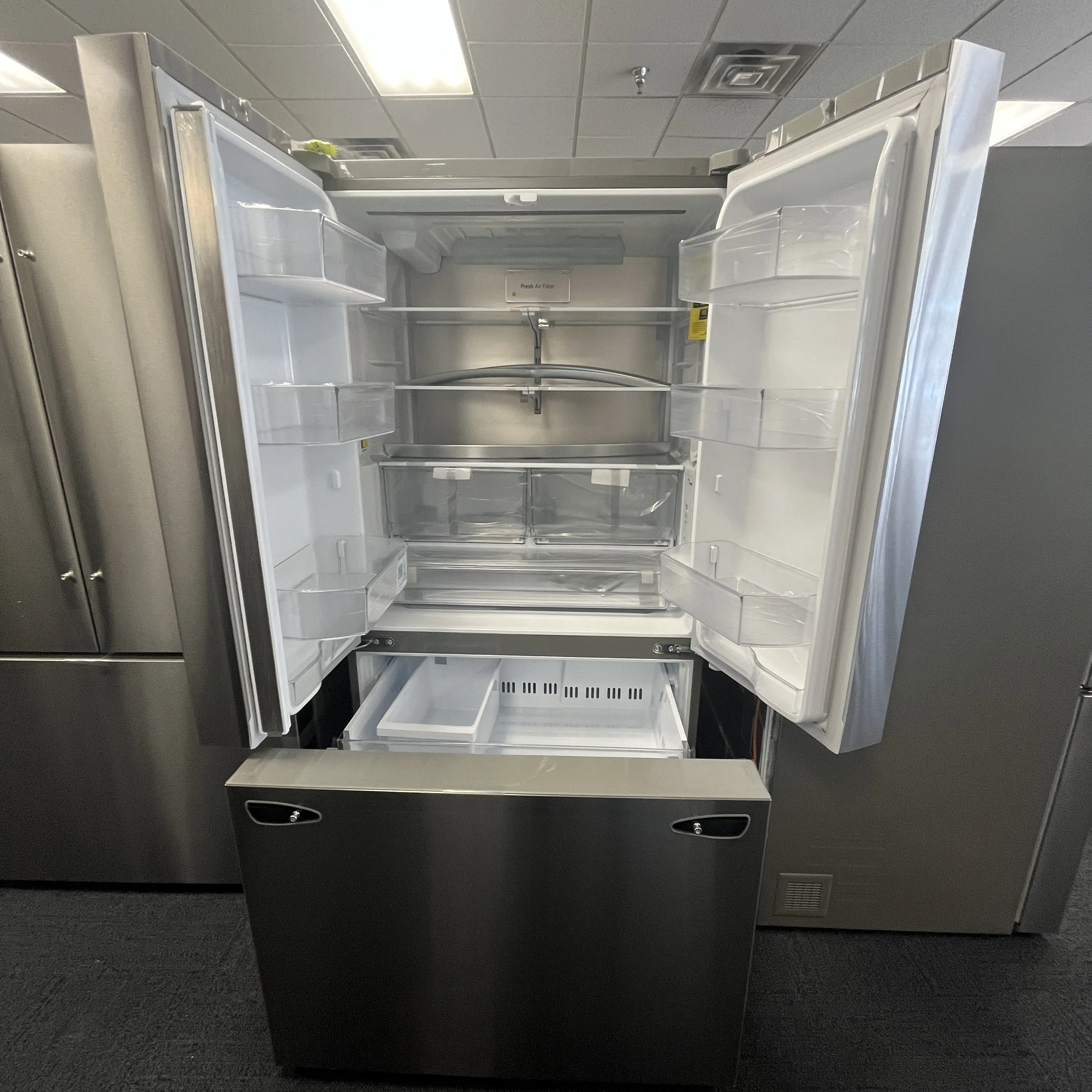 27 cu. ft. Smart Counter-Depth MAX ™ French Door Refrigerator ...