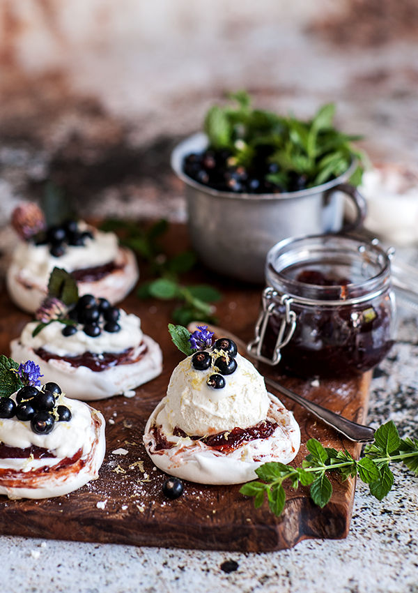 Von Prinzen, Rosen und Beeren {Baiser - Cookies}