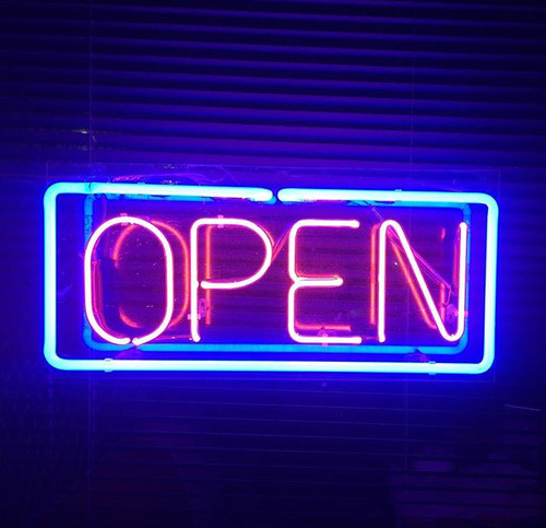 LETRERO OPEN NEON | El Estudio de Mauricio