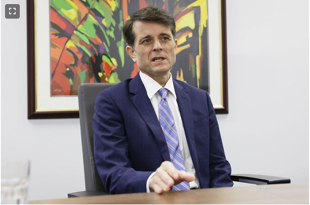 SUB COMISIONADO SEGUROS ADMINISTRACIÓN ROSSELLÓ CAMBIÓ DECISIÓN A FAVOR ...