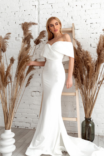 CHRISTIE - Off the Rack | englishrosebridal