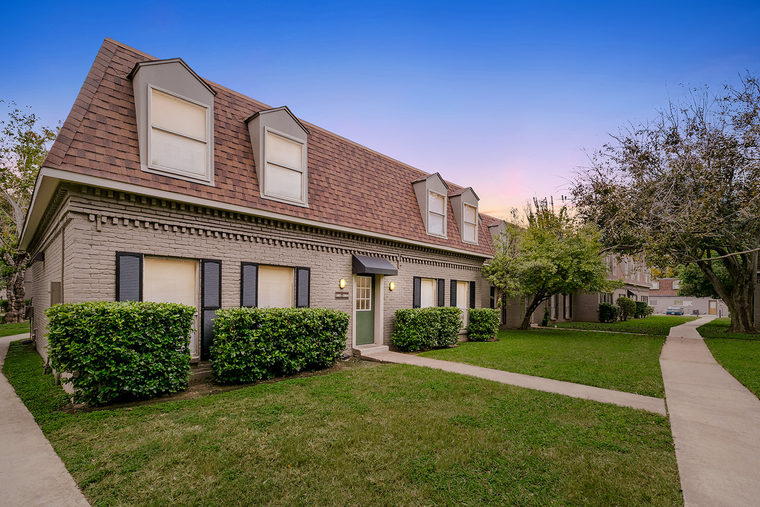 The Ellis Apartments