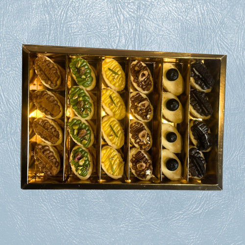 Assorted Mini Cheesecakes | Bakery Bites Cafe