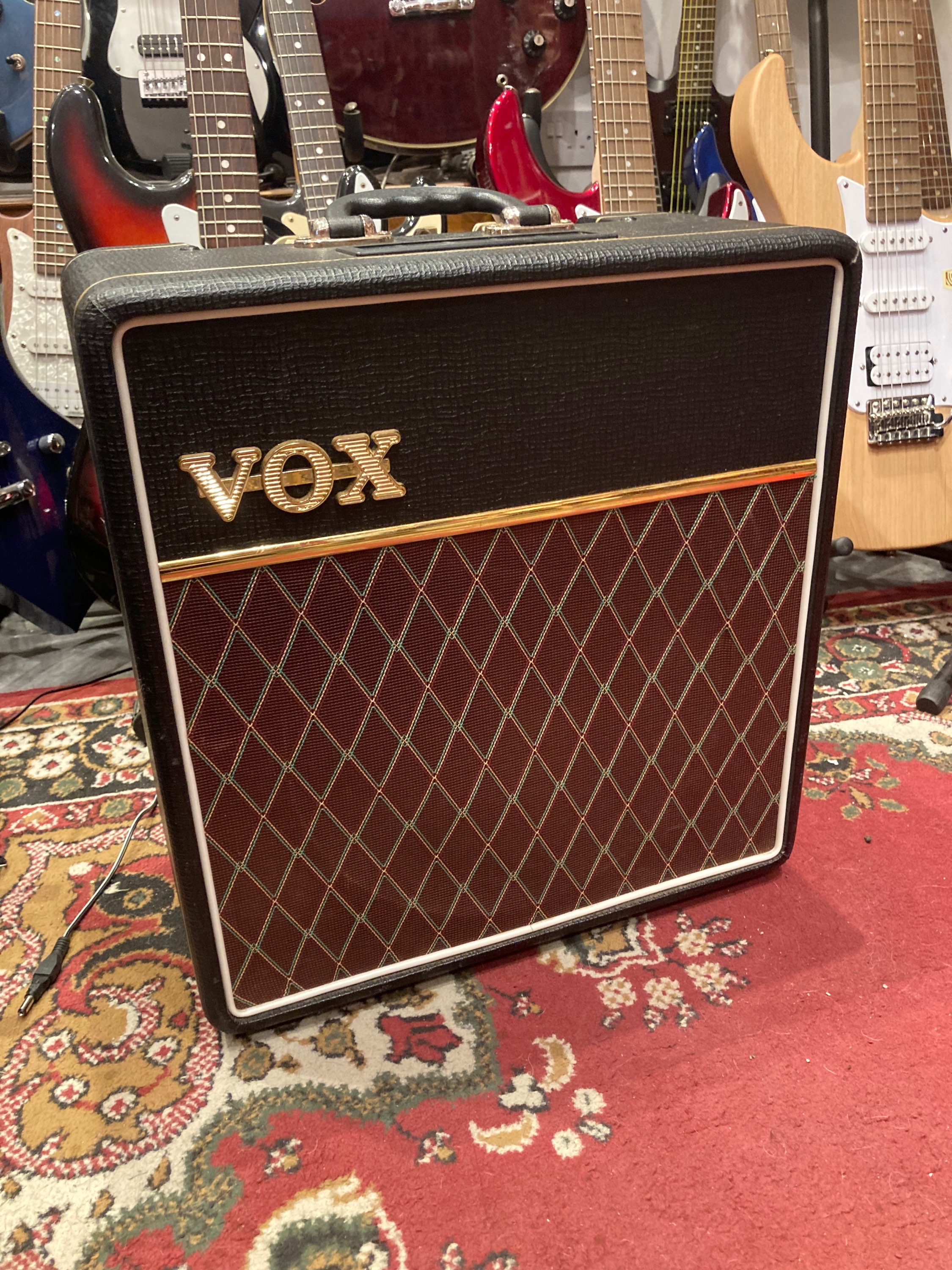 vox-ac4