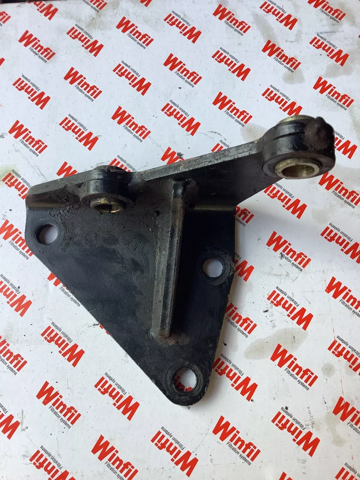 LAND ROVER 300 TDI INJECTOR PUMP BRACKET | N P S 4x4 Sales