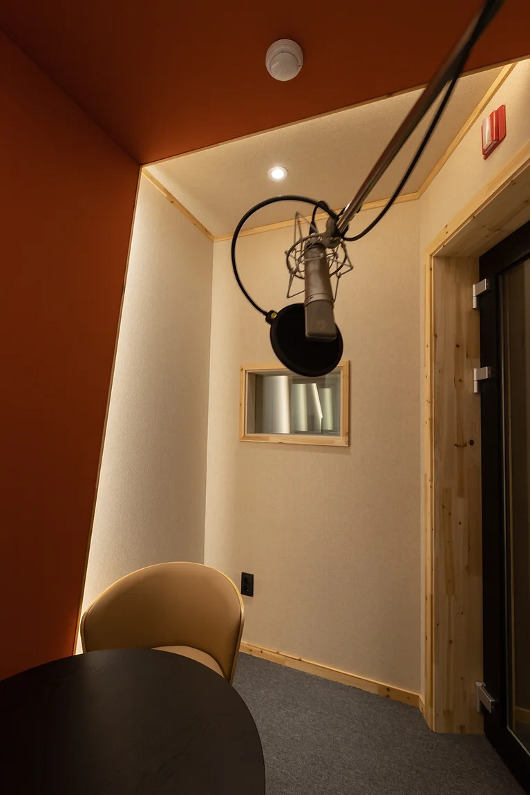 RECORDING BOOTHS | D Wave