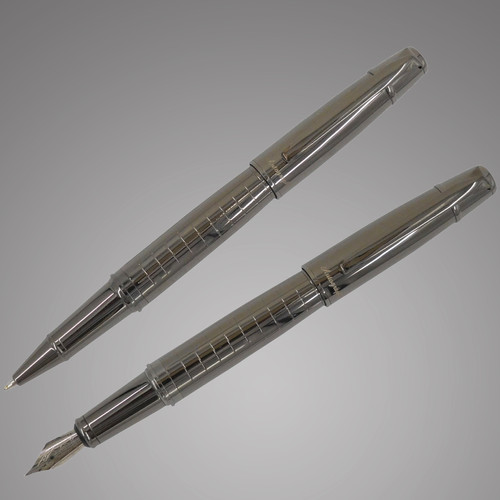 Titan Set of Fountain and Rollerball Pens | autographpens