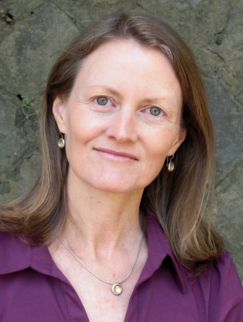 Holly Thompson