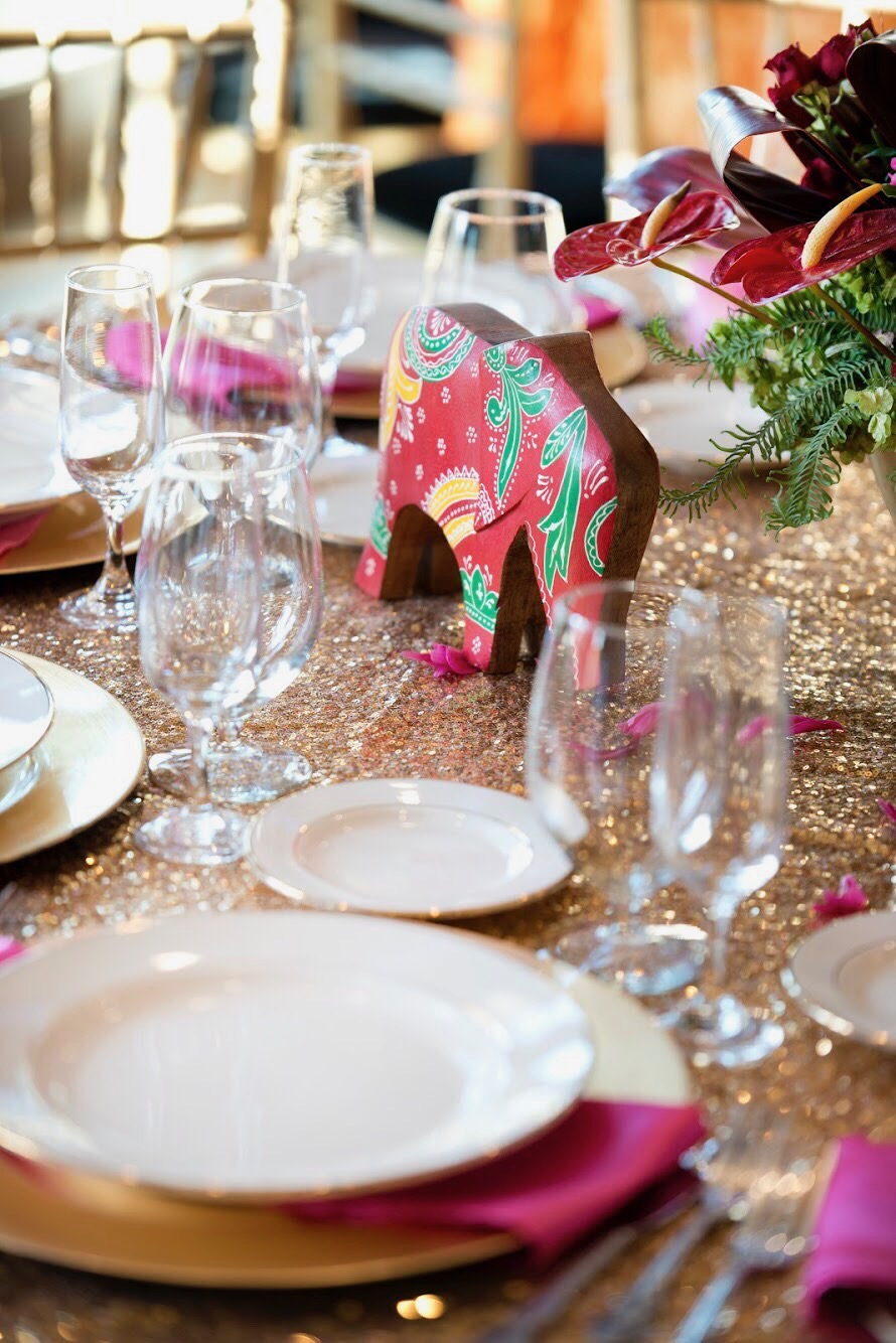 Centerpieces, Linens & Table Decor | R&R Event Rentals