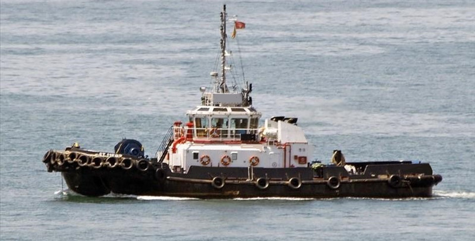 Selection of tugs available in Singapore