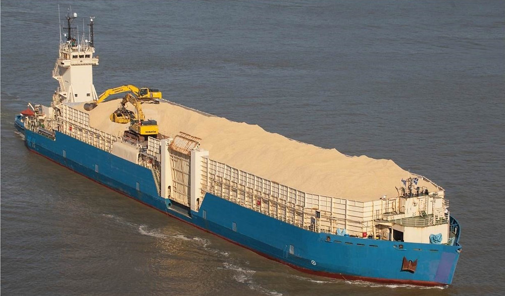 Integrated Tug / Self Propelled Barge