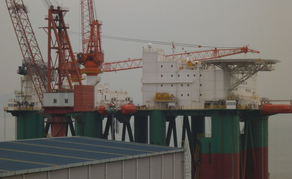 SemiSub Accom/Work Rig for 500 pax now available at Singapore