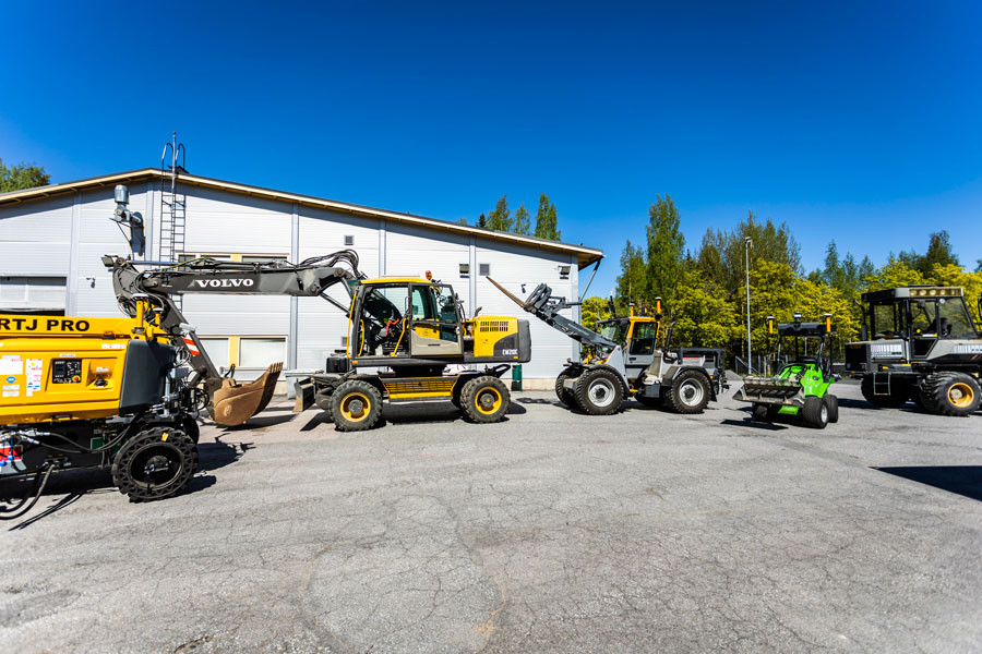 Advancing the safety of AI-driven machinery requires closer ...