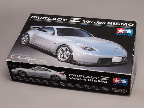 Tamiya 1/24 Nissan Fairlady Z Version Nismo (#24304) | Plasmojo Scale Model