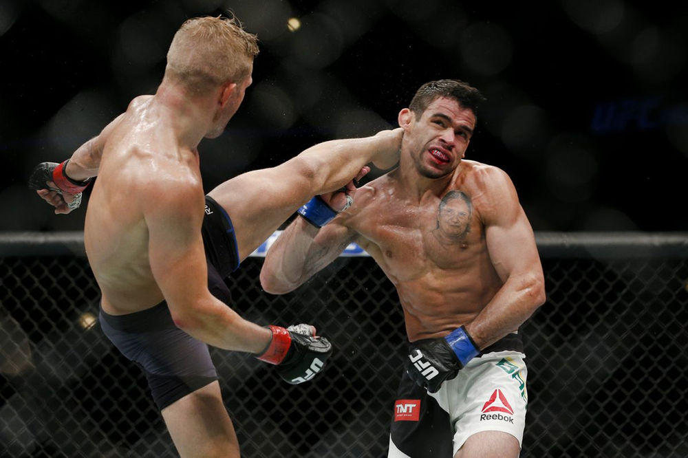 Top 10 Worst Corner Non-Stoppages in UFC History