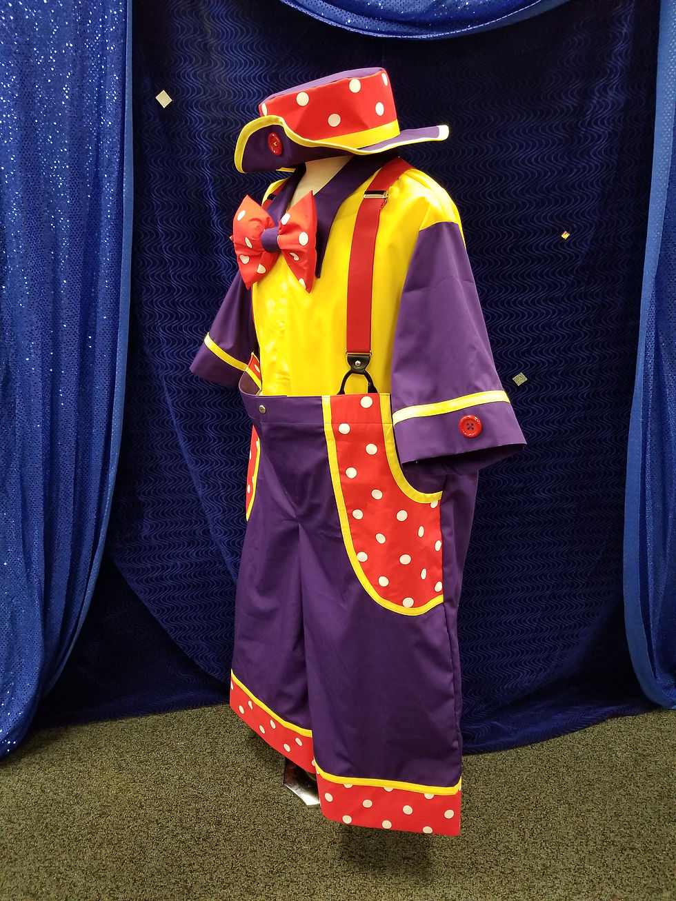 Costumes | Pricilla Mooseburger 3/3