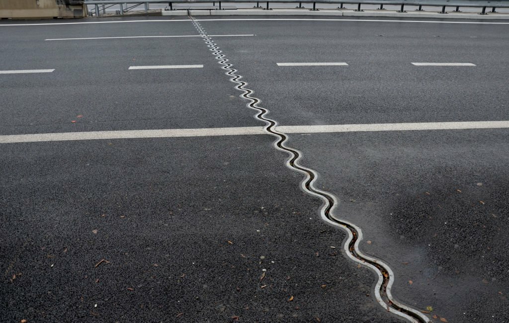 Installation Excellence: Tips for Properly Fitting Bridge Expansion Joints