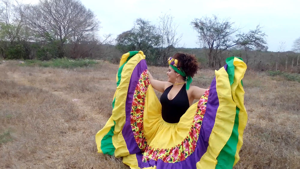 Aprende a bailar Porro, con el alma