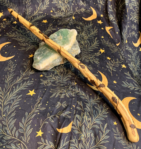 Oak wand with leaf design | Sanctuary Studio Art