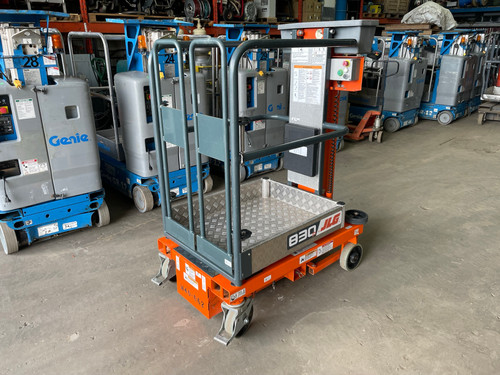 JLG 830P Man Lift Skyjack Genie | GTEQUIP.COM