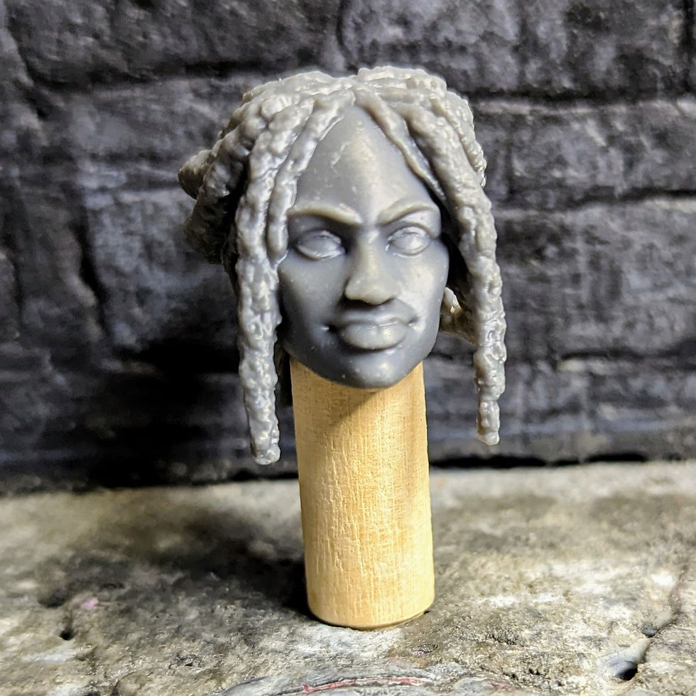 Kamaria “like the moon.” | Wolf King Customs