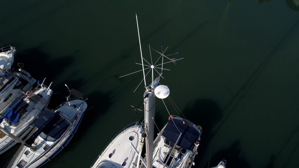 Seagull deterrent for Sailboats - StopGull Topmast