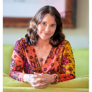 Tina Anderson, Author, Creator of Unchaos Yourself, Executive ...