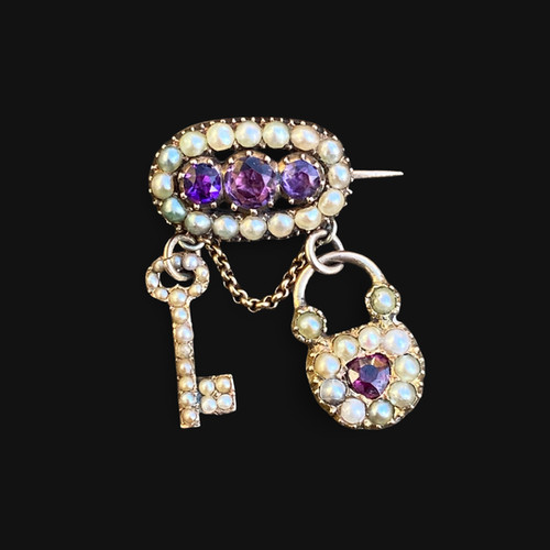 Georgian Key To My Heart Brooch | AntiqueAnimalJewelry