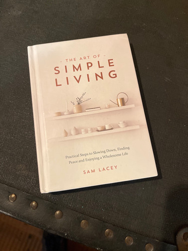 Simple living book | chalkandlinen