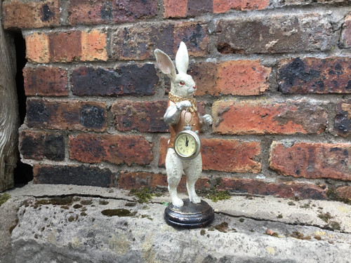 Rabbit holding clock | chalkandlinen