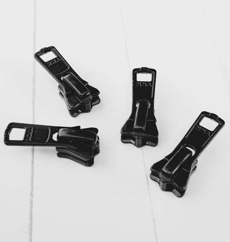 YKK #5 Vislon Auto Lock Metal Slider - Black 580 - ea | Zippers On The Roll
